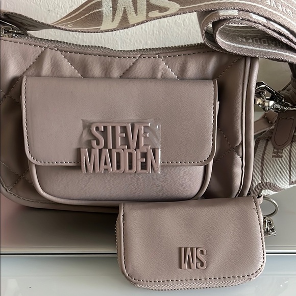 Steve Madden | Bags | Steve Madden Tan Crossbody Bag Modern Minimalist ...